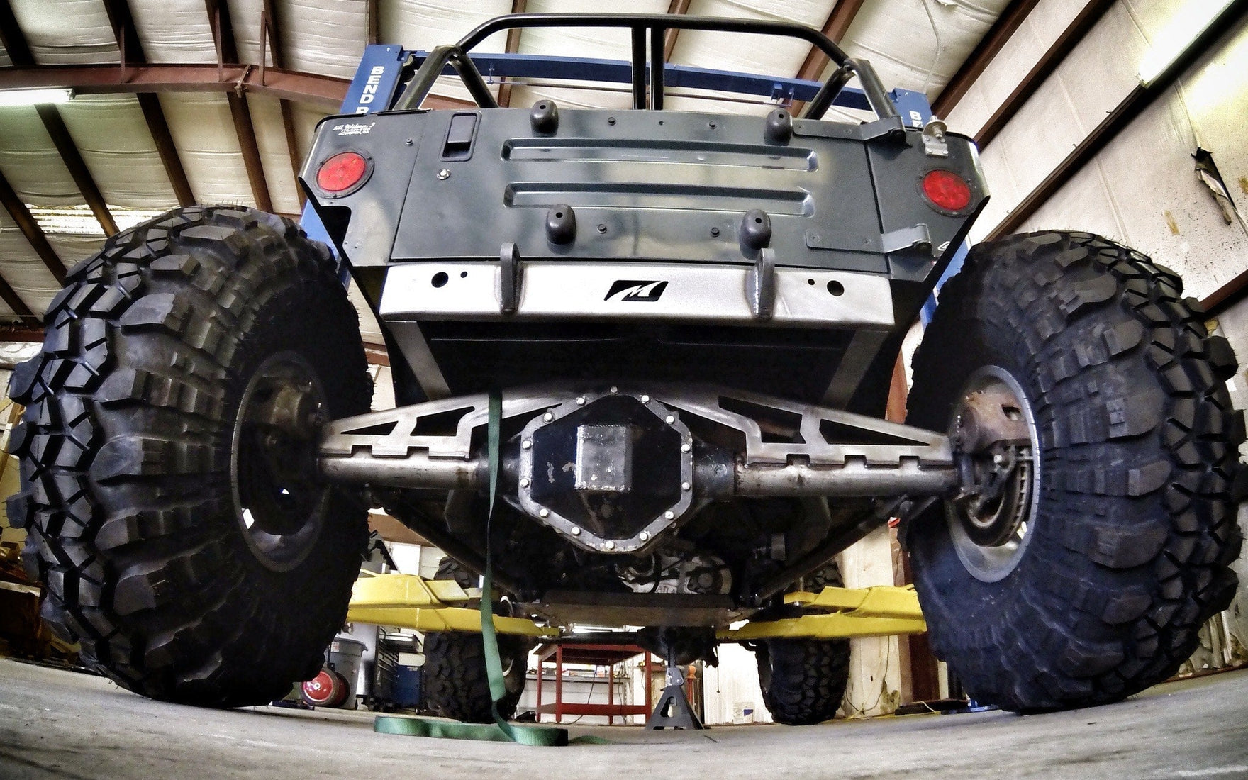 Axle Swapping Your Jeep : From Junkyard to Crate Builds – Motobilt