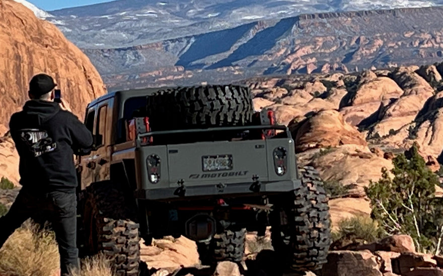 What's on it | Grey Gladiator Build – Motobilt
