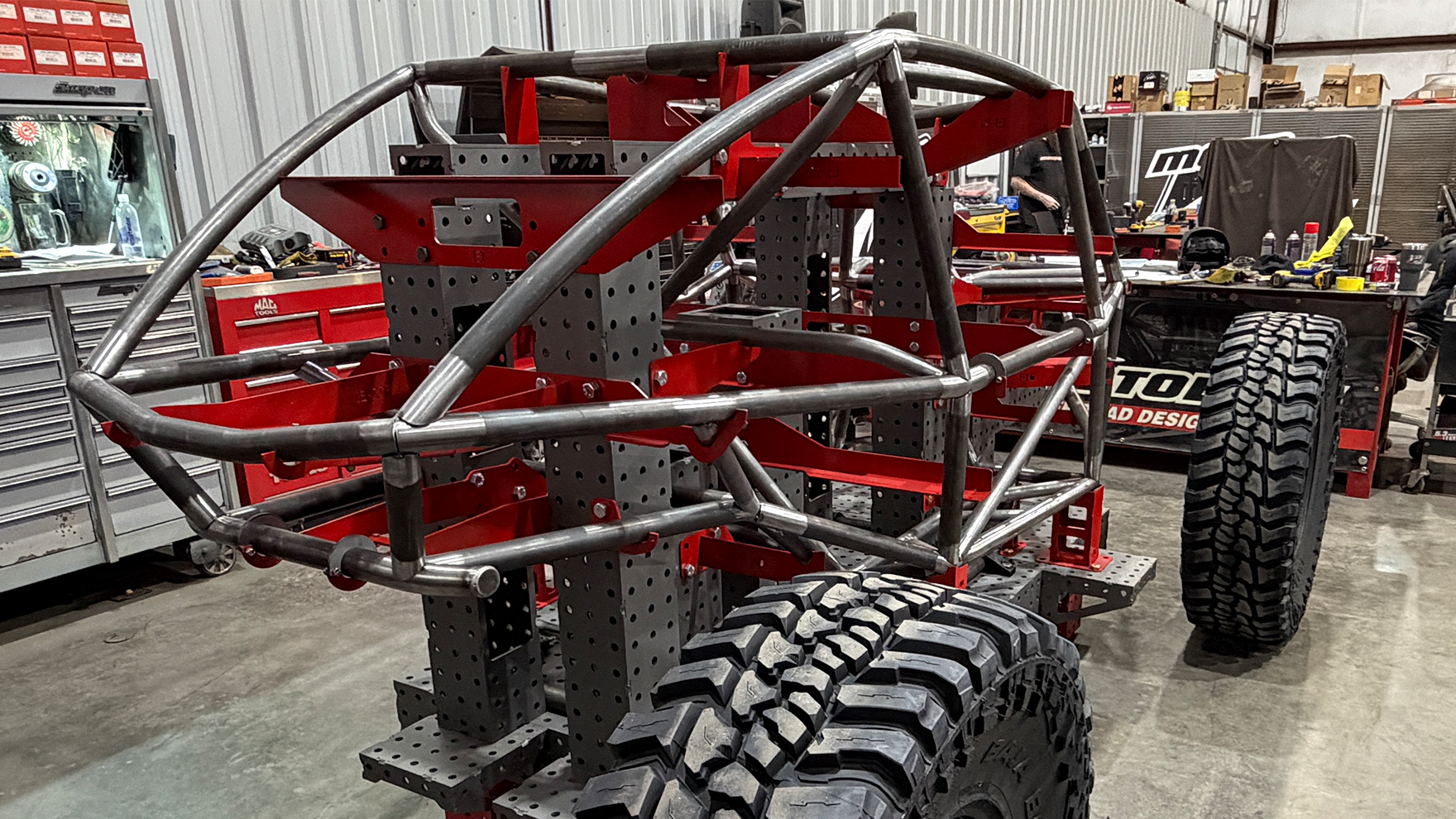What Makes a Tube Chassis Different From a Modified Jeep? – Motobilt