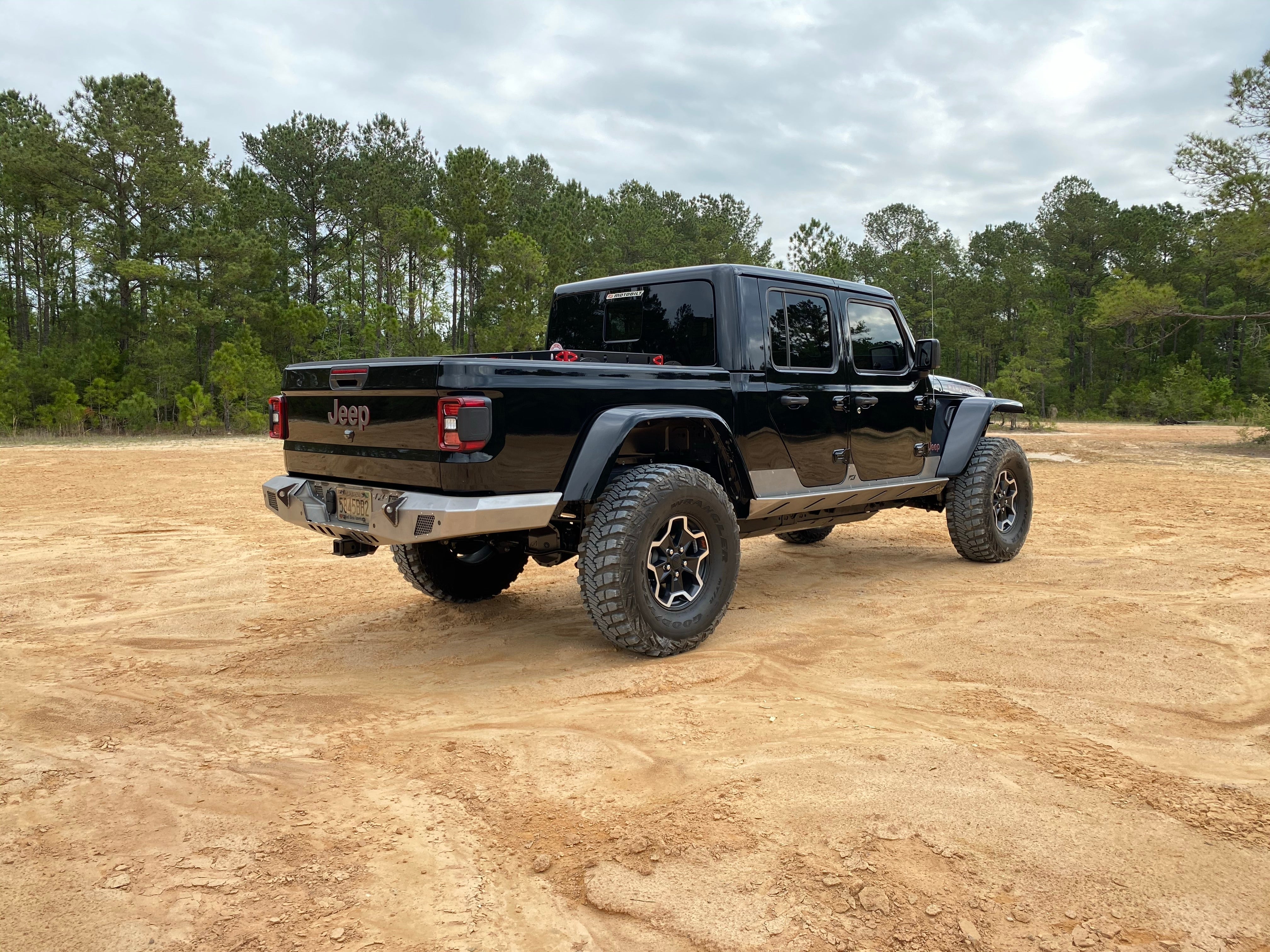 Jeep JT – Motobilt