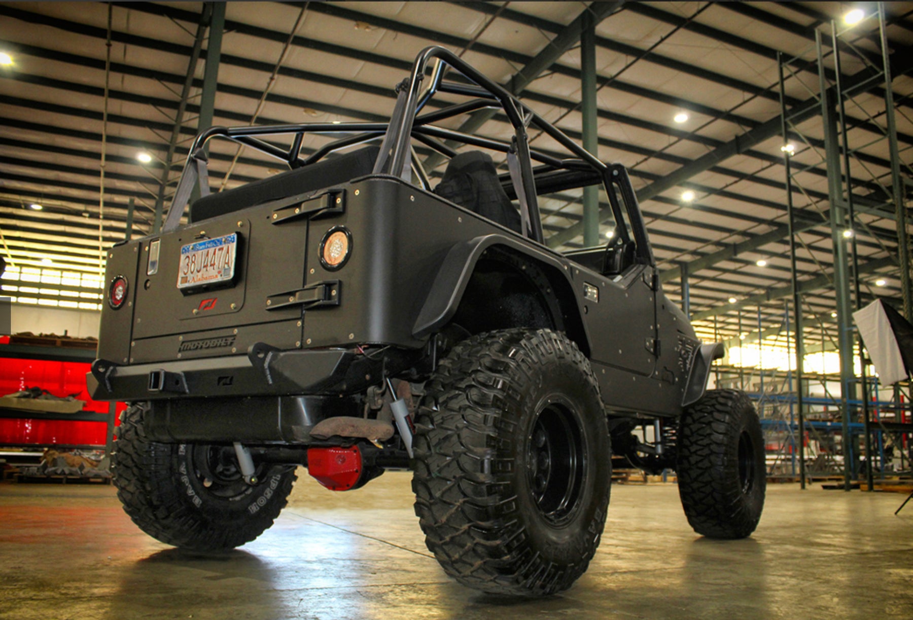 Rear Rock Crawler Bumper w/receiver for Jeep CJ / YJ / TJ / LJ – Motobilt
