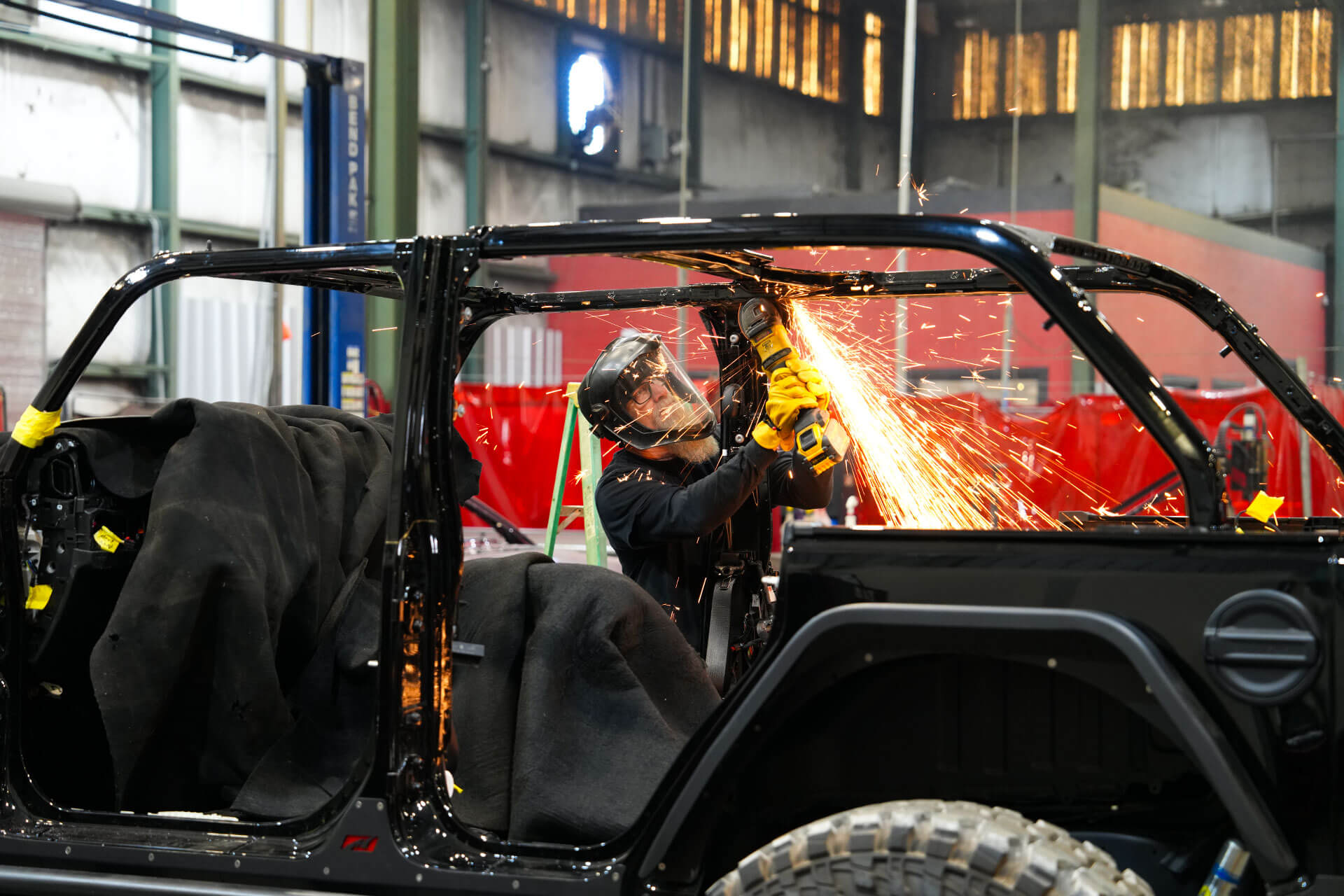 Hooligan – Motobilt