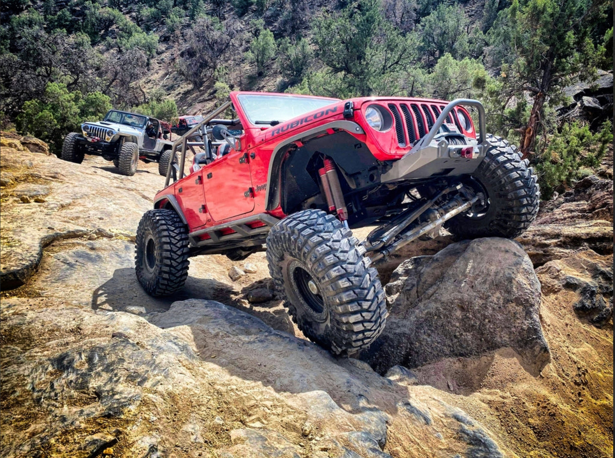 Frame Mounted Rocker Guards for Jeep JL 4 Door – Motobilt