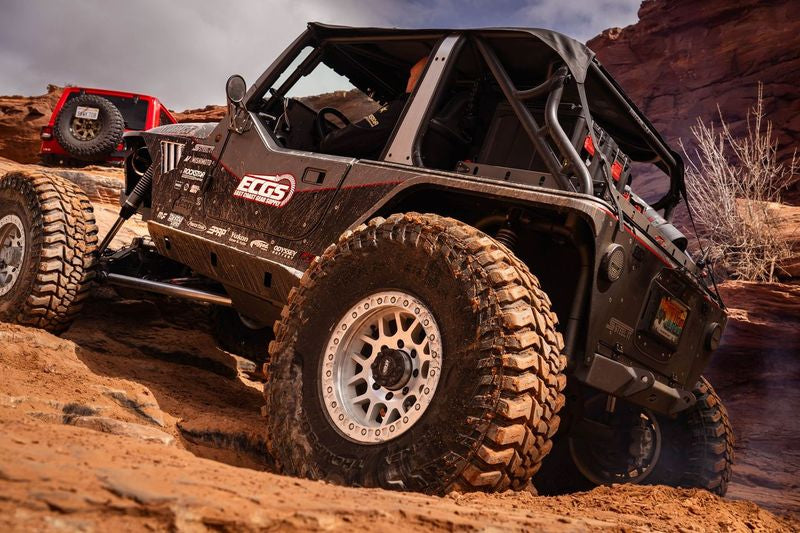 Rocker Guards with Boat Side Steps for Jeep TJ – Motobilt