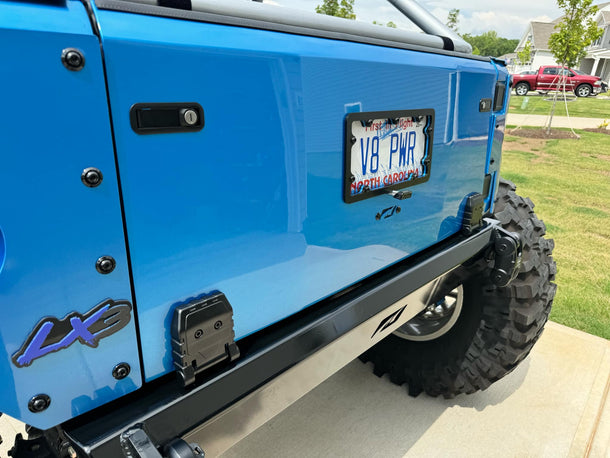 Drop Down Tailgate for Jeep JK/JKU – Motobilt