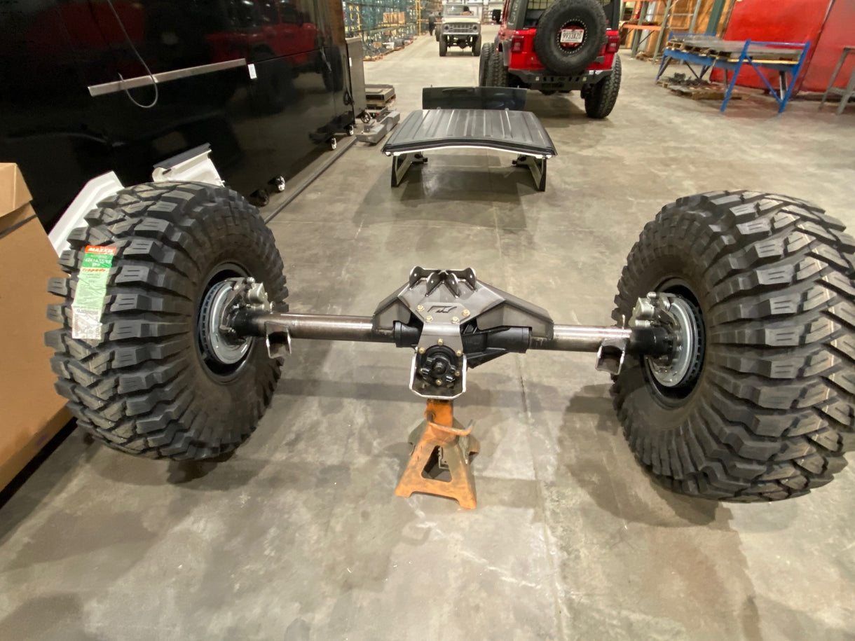 14 Bolt Rear Axle Truss for 4" Dia Tubes – Motobilt