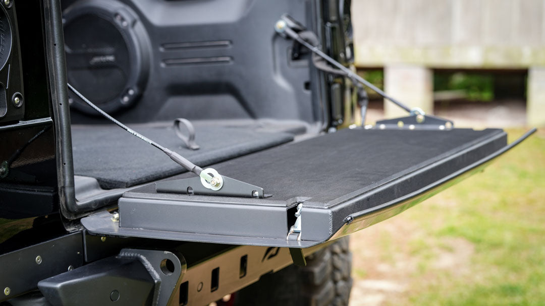 Drop Down Tailgate for Jeep JL/JLU – Motobilt