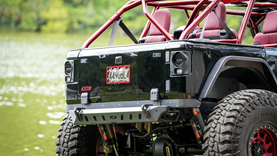 Drop Down Tailgate for Jeep JL/JLU – Motobilt