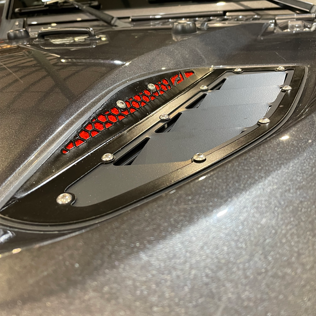 Hood Vent Kit for 10th Anniversary Jeep JK Rubicon – Motobilt