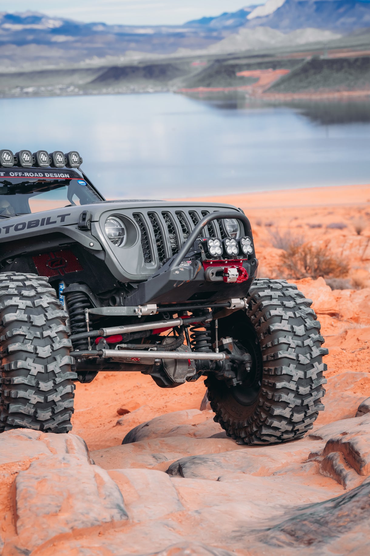 Tomahawk Frame Chop Front Bumper w/Bull Bar for Jeep JK, JL, JT – Motobilt