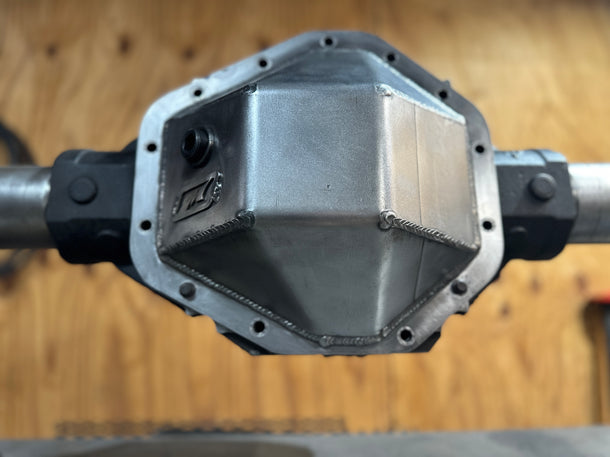Shaved 14 Bolt Conversion to 13 Bolt Diff Cover – Motobilt