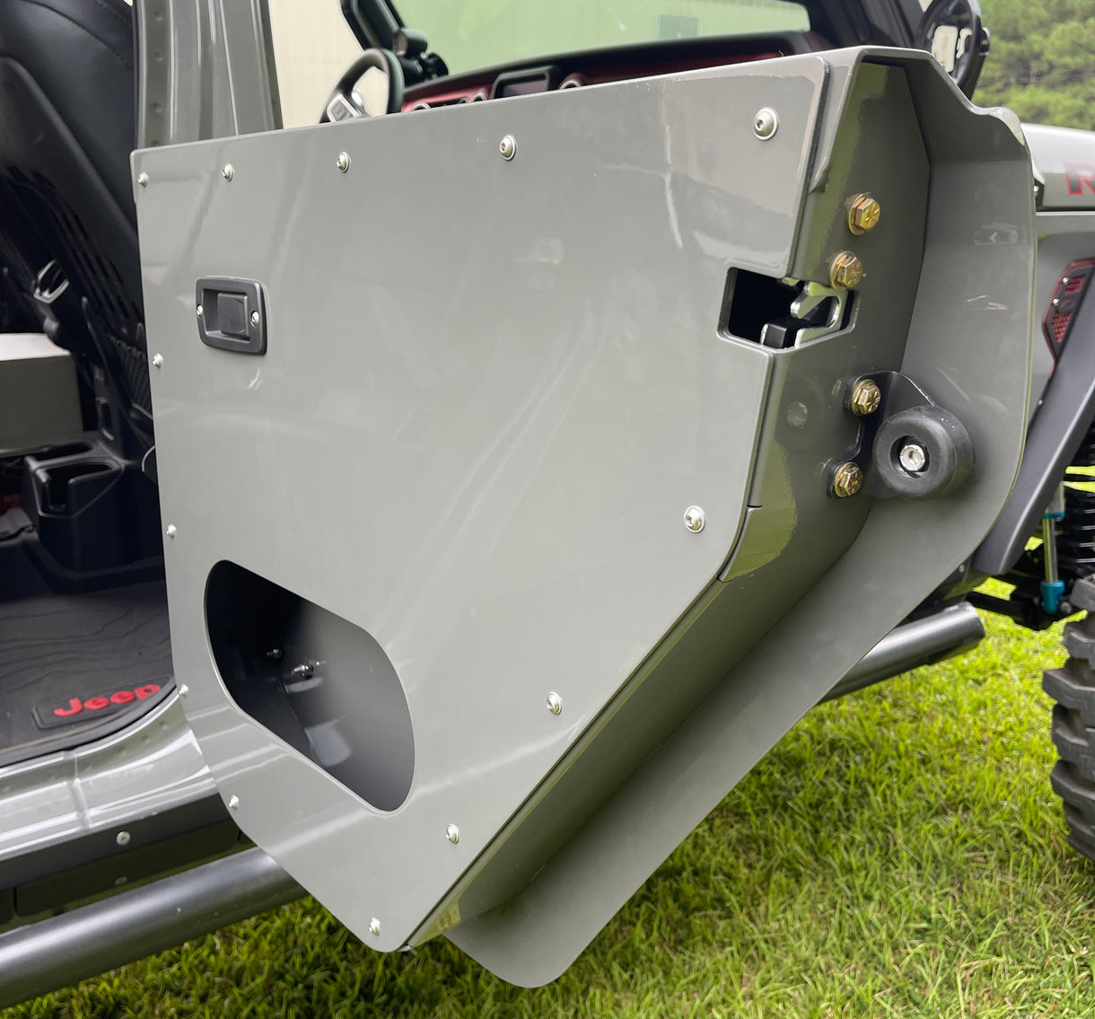 Aluminum Front Half Doors for Jeep JL/JLU/JT – Motobilt