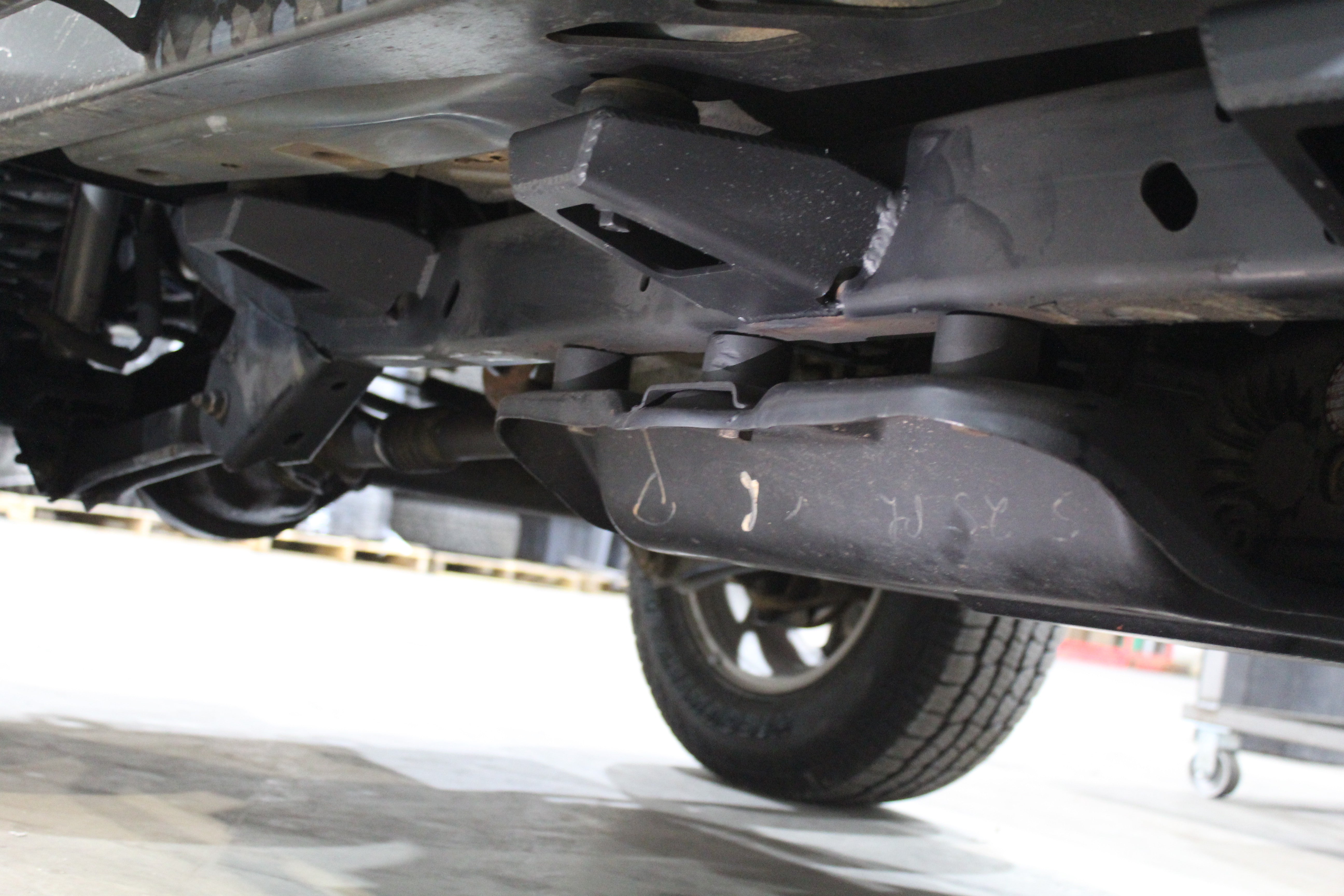 High Clearance Body Mounts for Jeep TJ/LJ – Motobilt