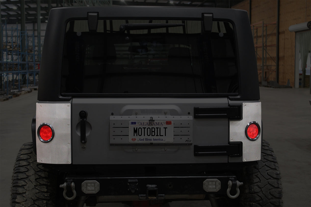 Steel Rear Corner Armor w/ Round Taillight Holes for Jeep JKU – Motobilt