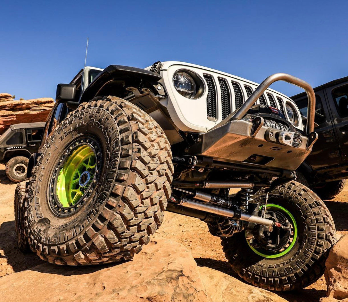 Tomahawk Frame Chop Front Bumper w/Bull Bar for Jeep JK, JL, JT – Motobilt